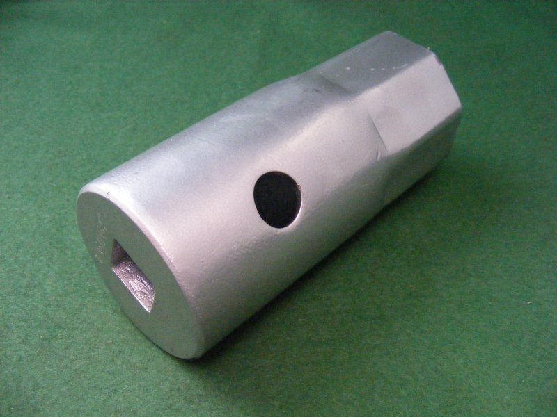 18G152B Box Spanner Rear Hub
